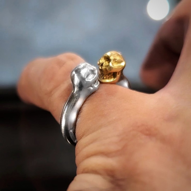 2 Skull Pinky Ring with One side k18 Skull Custom - 8UP