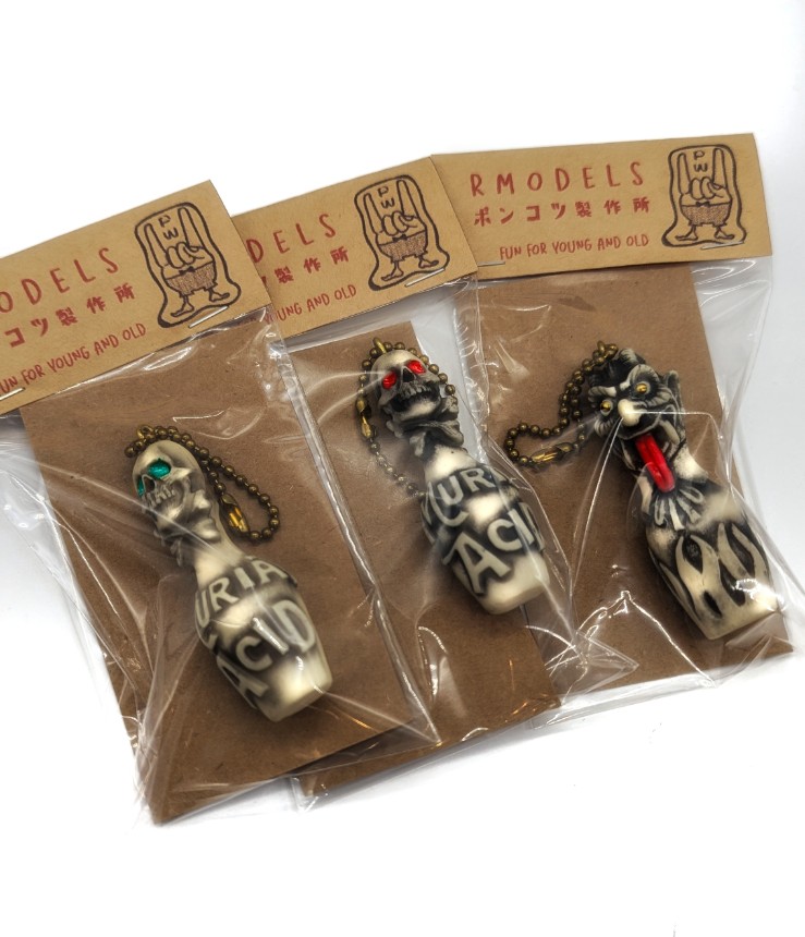 R MODELS Devil Bowling Pin Key Chain - 8UP