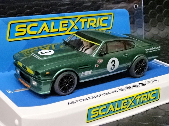 Scalextric 1/32 ｽﾛｯﾄｶｰ C4256 Aston Martin V8 -「Chris Scragg Racing ...