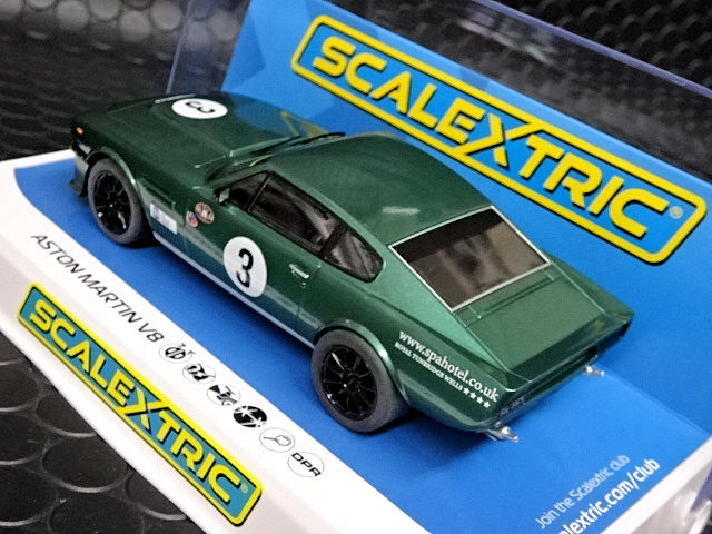 Scalextric 1/32 ｽﾛｯﾄｶｰ C4256 Aston Martin V8 -「Chris Scragg Racing ...