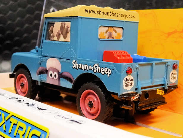 Scalextric 1/32 ｽﾛｯﾄｶｰ C4543 Land Rover Series 1 - Shaun The Sheep."ひつじ ...