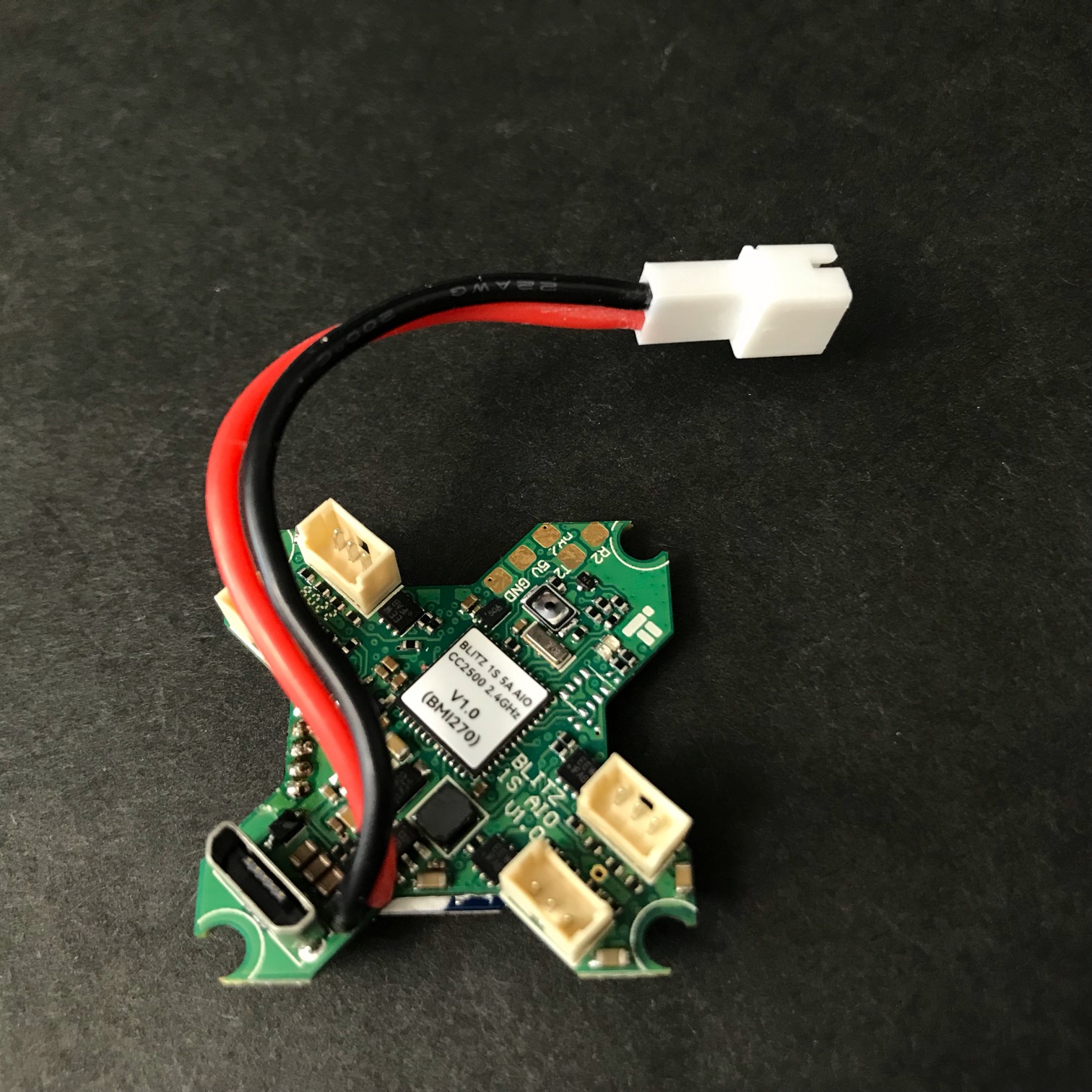 iFlight BLITZ F411 1S 5A Whoop AIO S-FHSS - GOLD STONE PRODUCTS