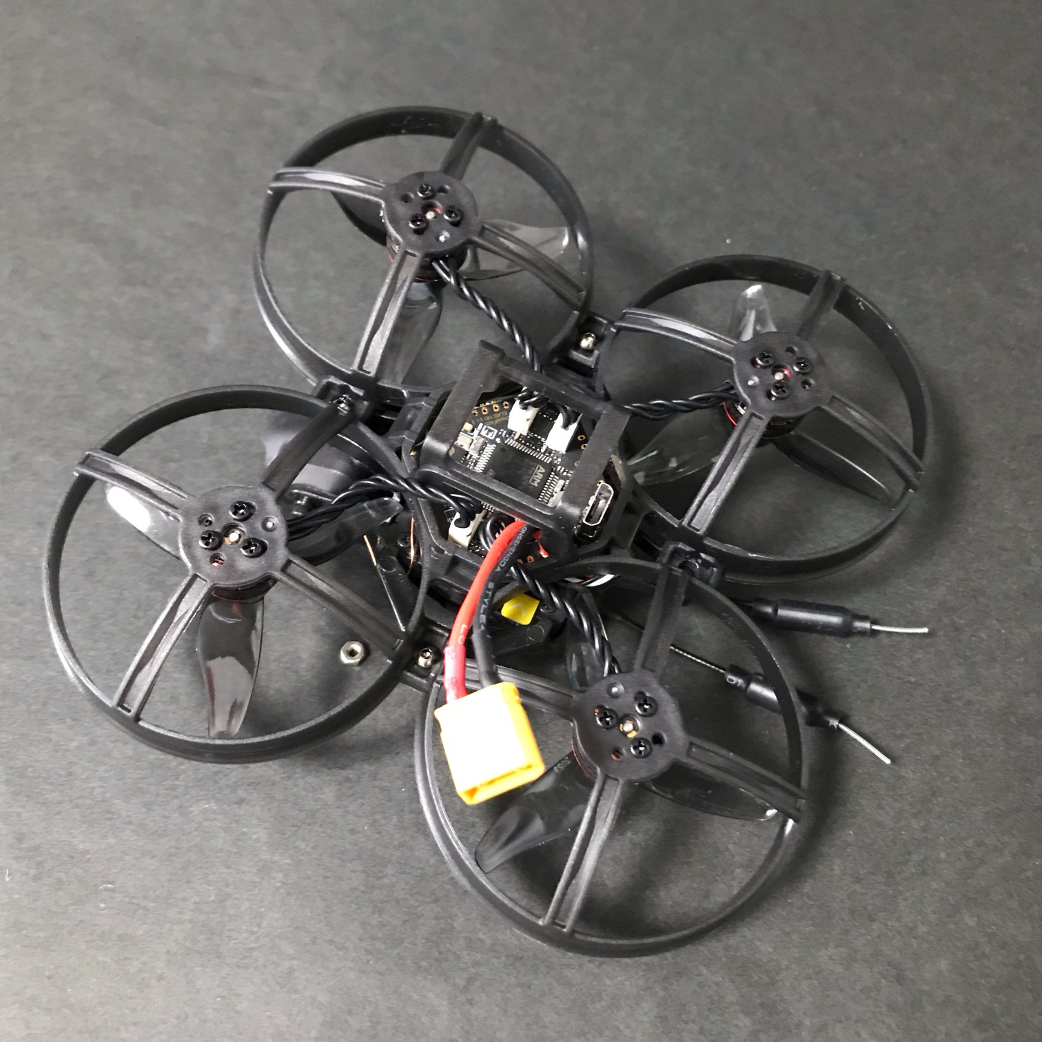 HAPPY MODEL MOBULA8 HD DJI O3 - GOLD STONE PRODUCTS