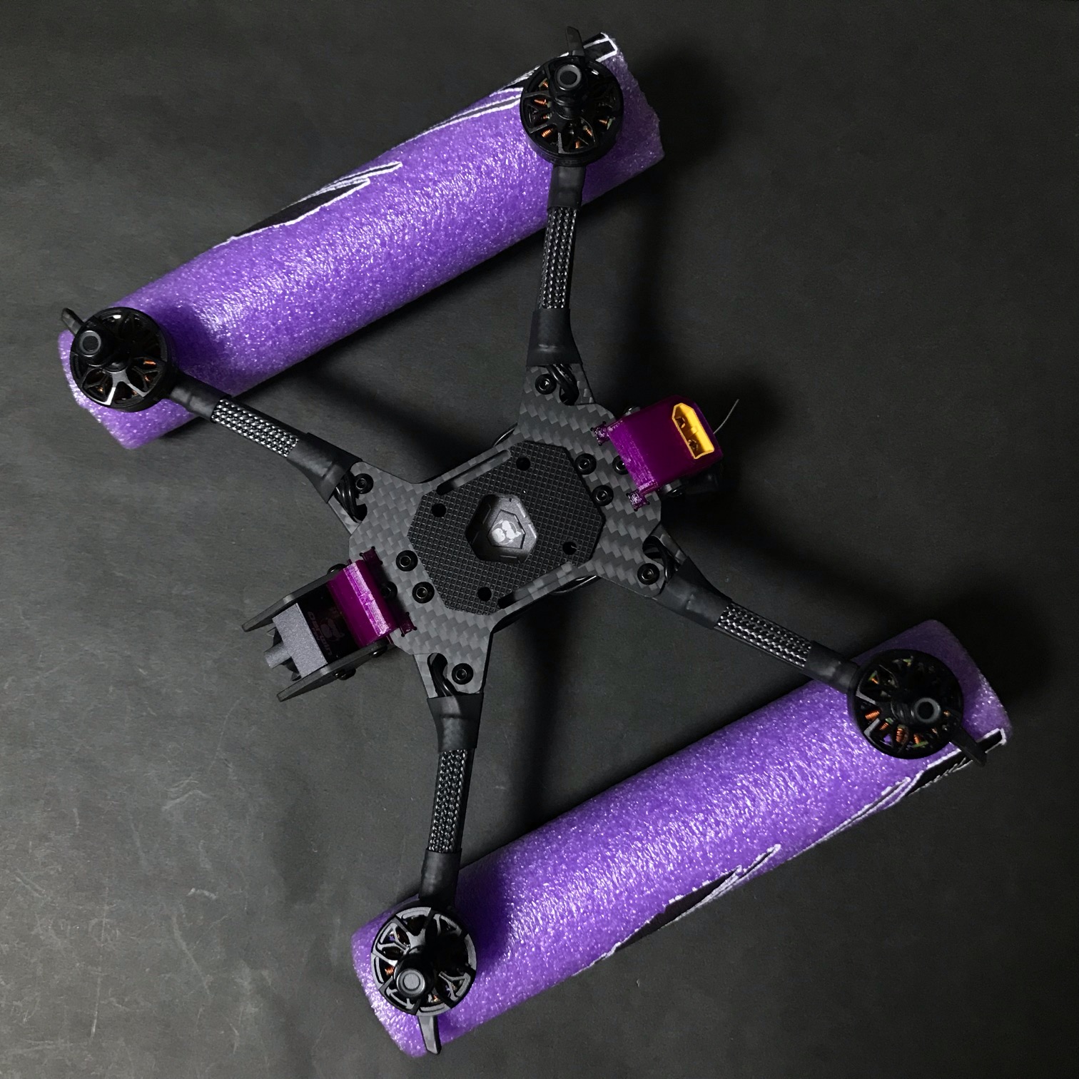 DarwinFPV HULK Waterproof Cinematic FPV Drone Purple 6S ELRS仕様 - GOLD ...