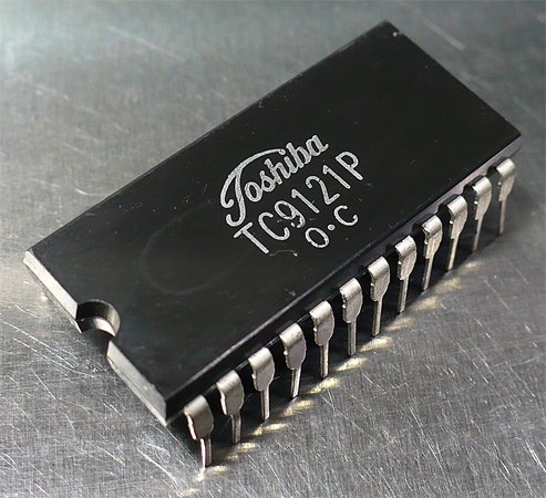 東芝製IC TA7045M 74